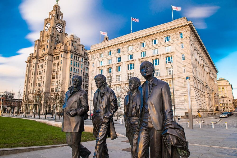 Férias e viagens de futebol para Liverpool FC