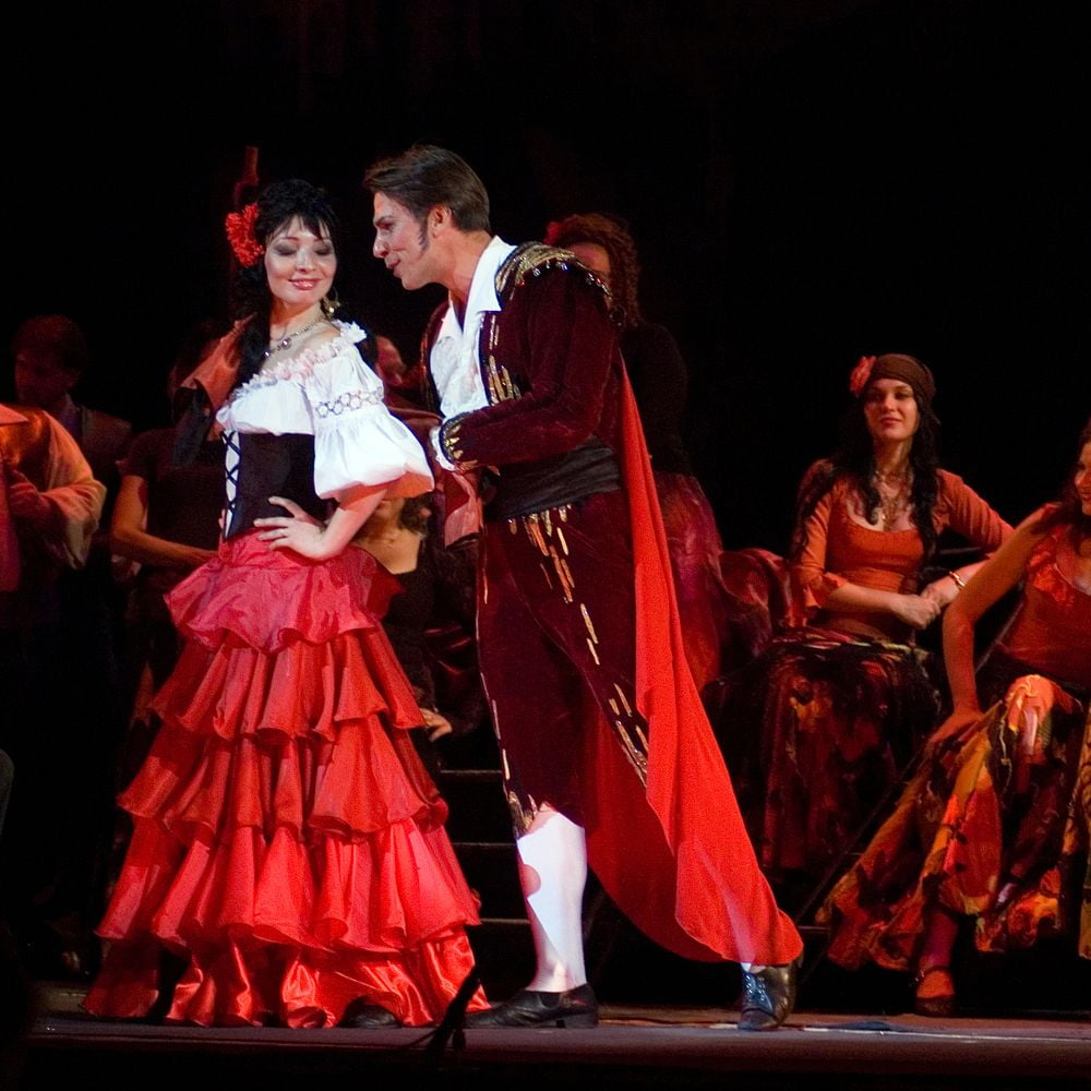 Book opera packages now on OperaTravel!